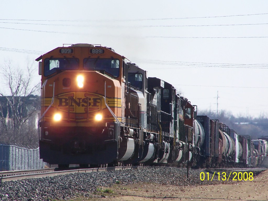 BNSF SD70MAC 8891